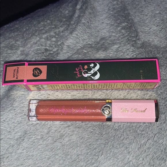 Makeup | Two Faced Lip Gloss | Poshmark